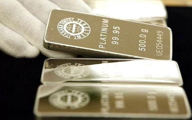 Le platine: "l’or des riches" va-t-il briller de nouveau