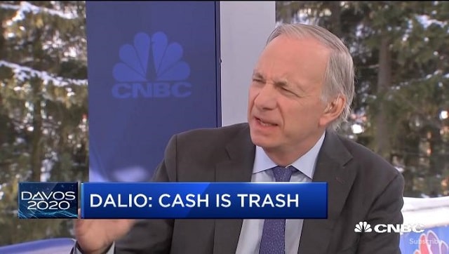 "Le cash ne vaut rien" - Ray Dalio explique pourquoi il faut avoir de l ...