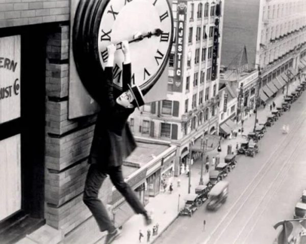 buster-keaton-clock