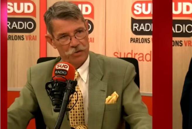 Bernard Lugan donne une leçon d'histoire sur l'Algérie française à un ...